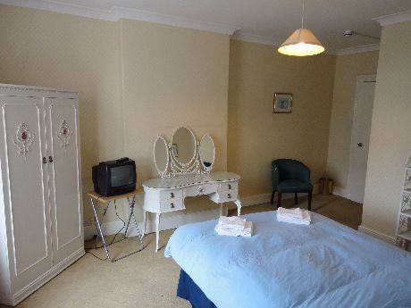 Reviews of The Alexandra Hotel in Llandudno Wales on Hostels247.com